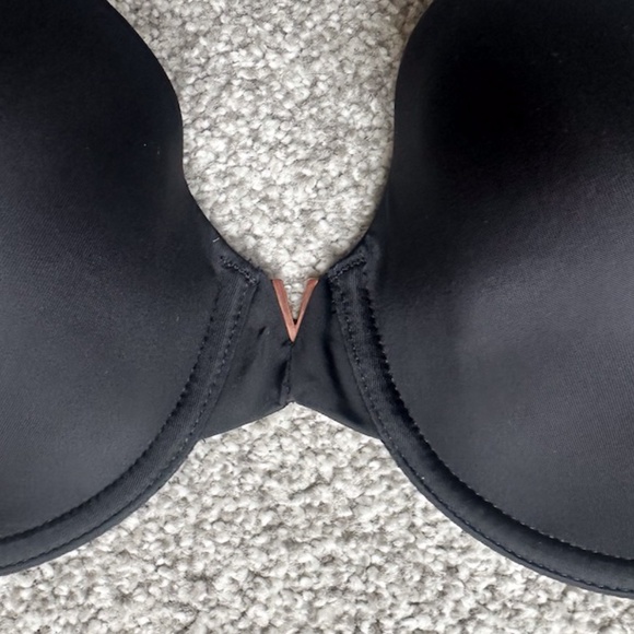 Victoria's Secret | Intimates & Sleepwear | Black Strapless Victorias ...